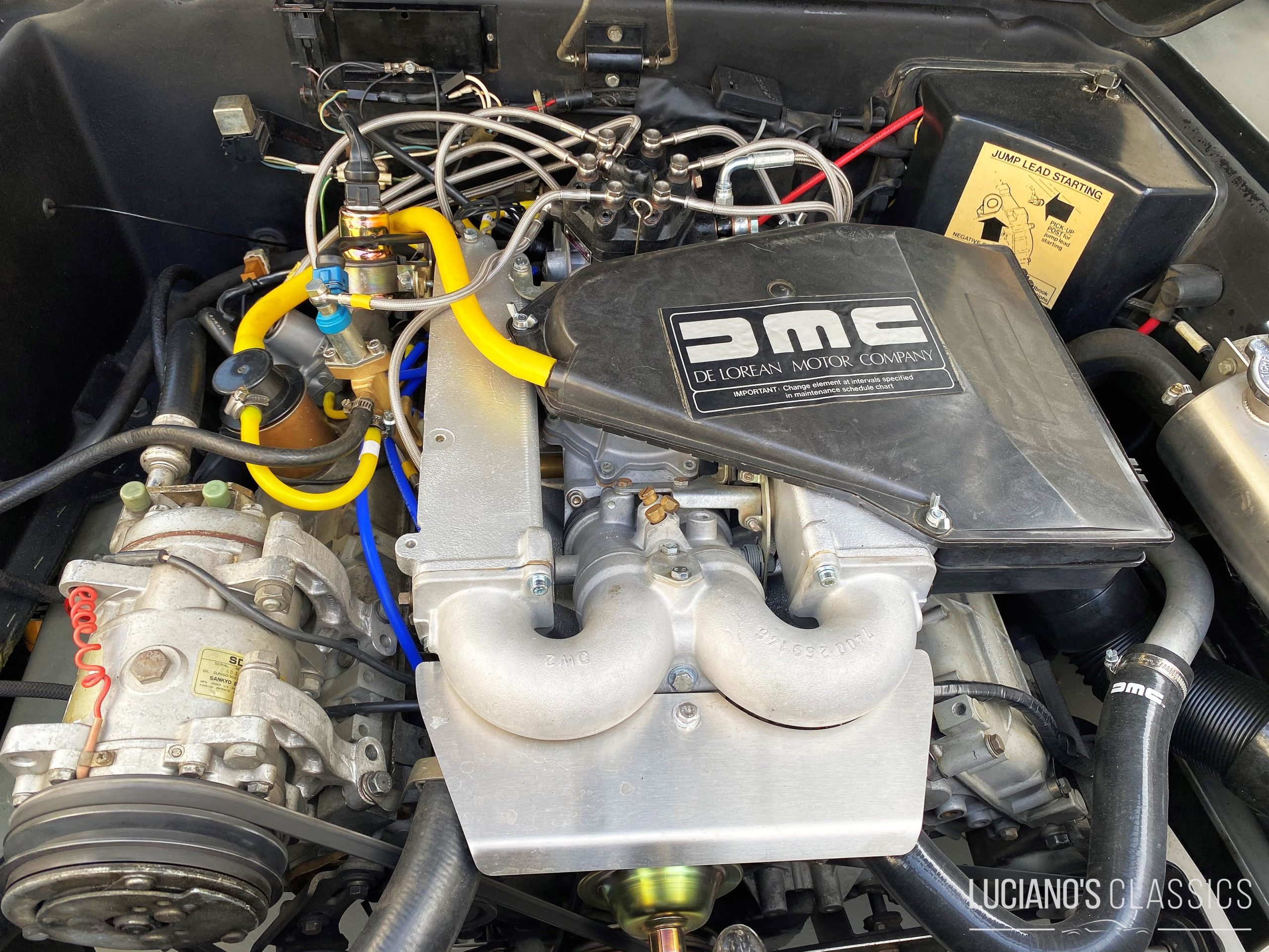 1982 DeLorean DMC-12 - Lucianos Classics